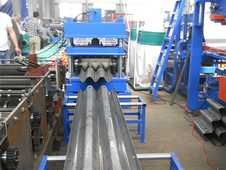 highway guardrail roll forming machine - SUNWAY
