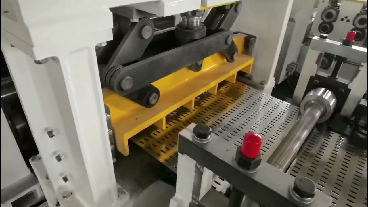 Prefab Housing Roll Forming Machines: Revolutionizing Modular ...